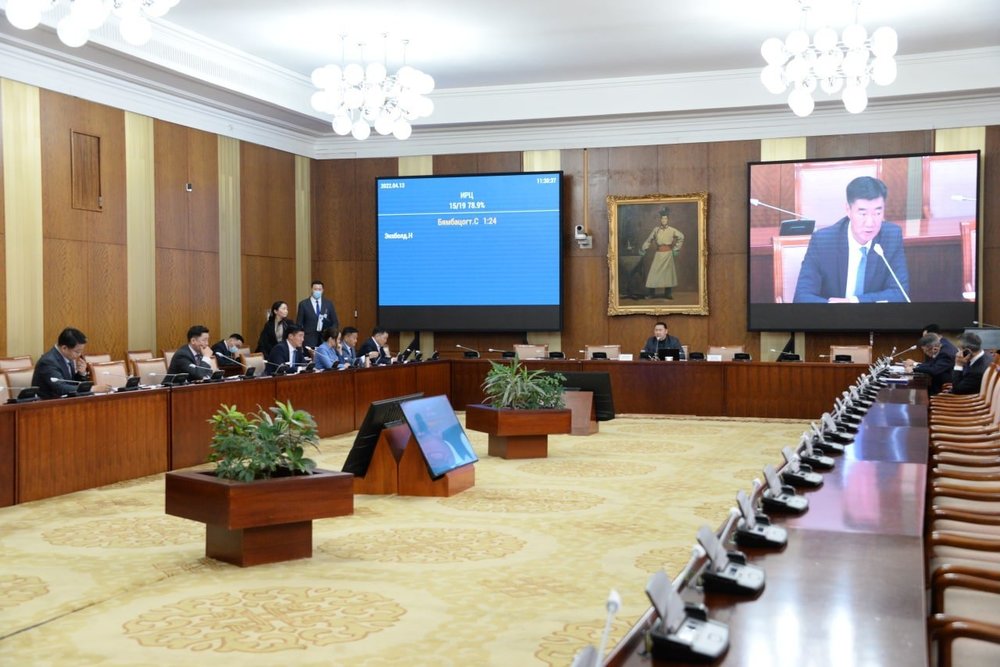 Байнгын хороо Ж Мөнхбат гишүүний бүрэн эрхээсээ чөлөөлөгдөх хүсэлтийг